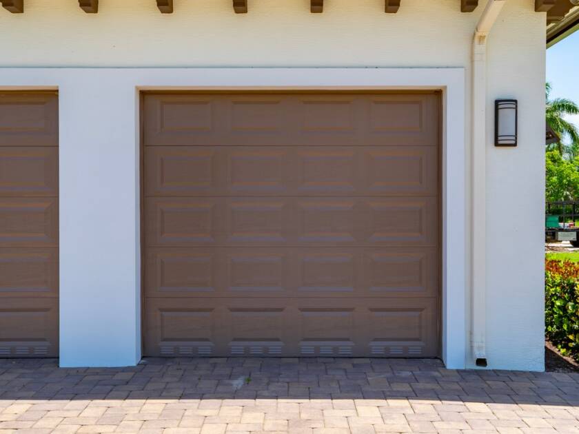 Media Gallery - Hurricane Master Garage Doors by DAB