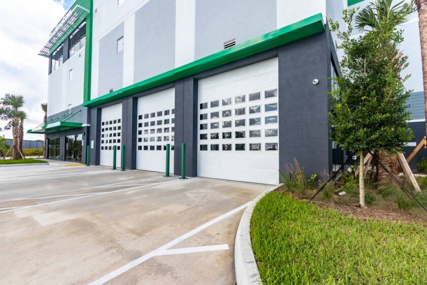 Media Gallery - Hurricane Master Garage Doors by DAB
